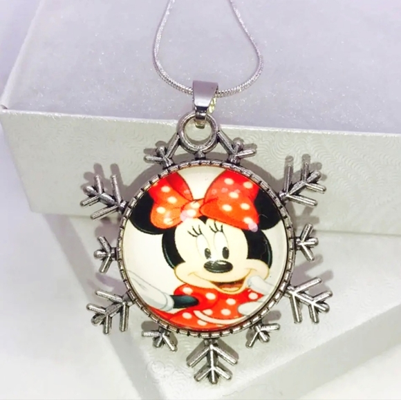 unbranded | Jewelry | Winter Wonder Minnie Minnie Mouse Snowflake ...